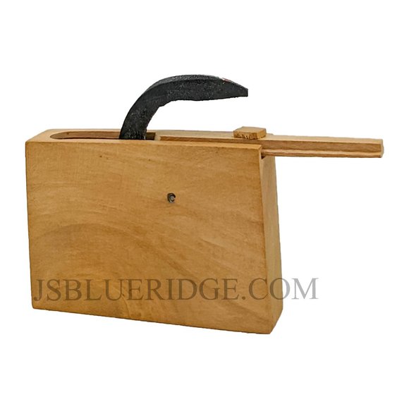 ToyArina | Art | Wooden Snake Prank Box Handicraft 3inch | Poshmark